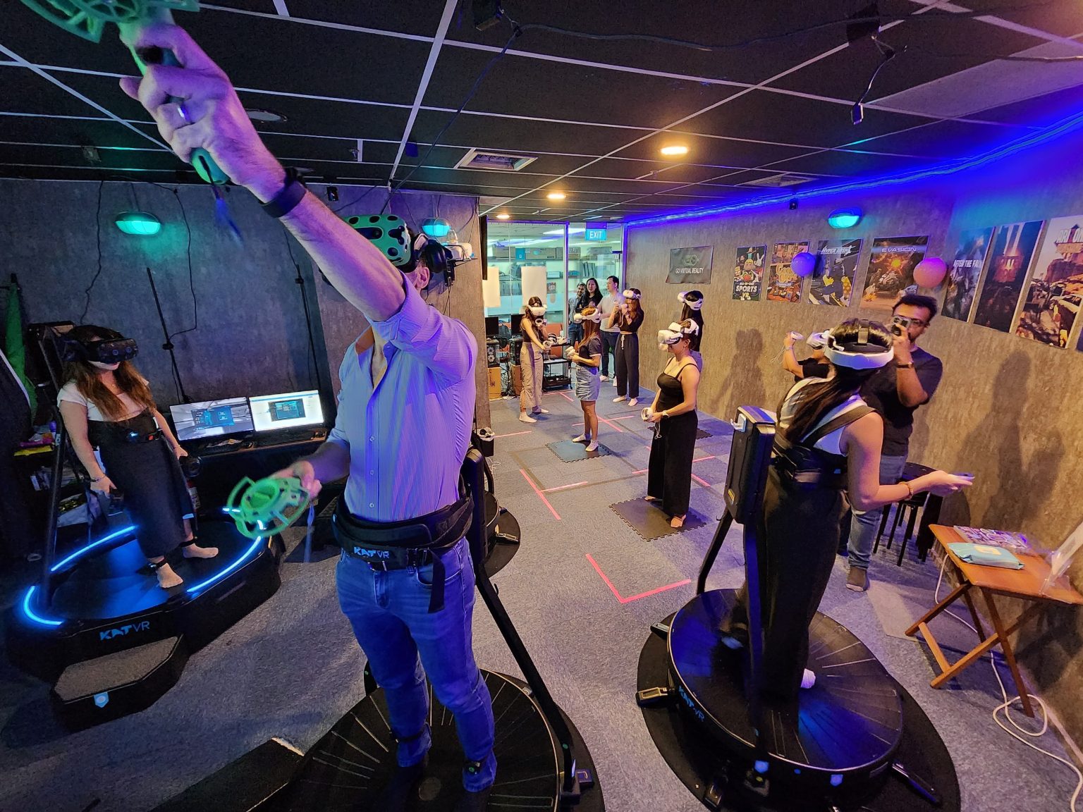 The VR Club – The best VR thrill in the only VR treadmill arcade in ...